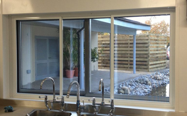 horizontal-slider-window - Home Evolution Roofing